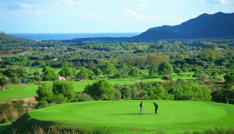 A golfing paradise in Mallorca, the heart of the Mediterranean ...